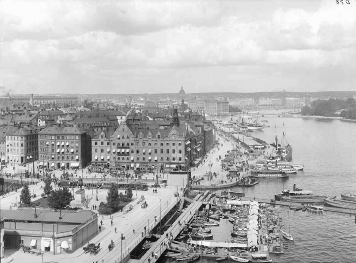 Utsikt över Slussen och Gamla Stan från Katarinahissen - Stockholmskällan