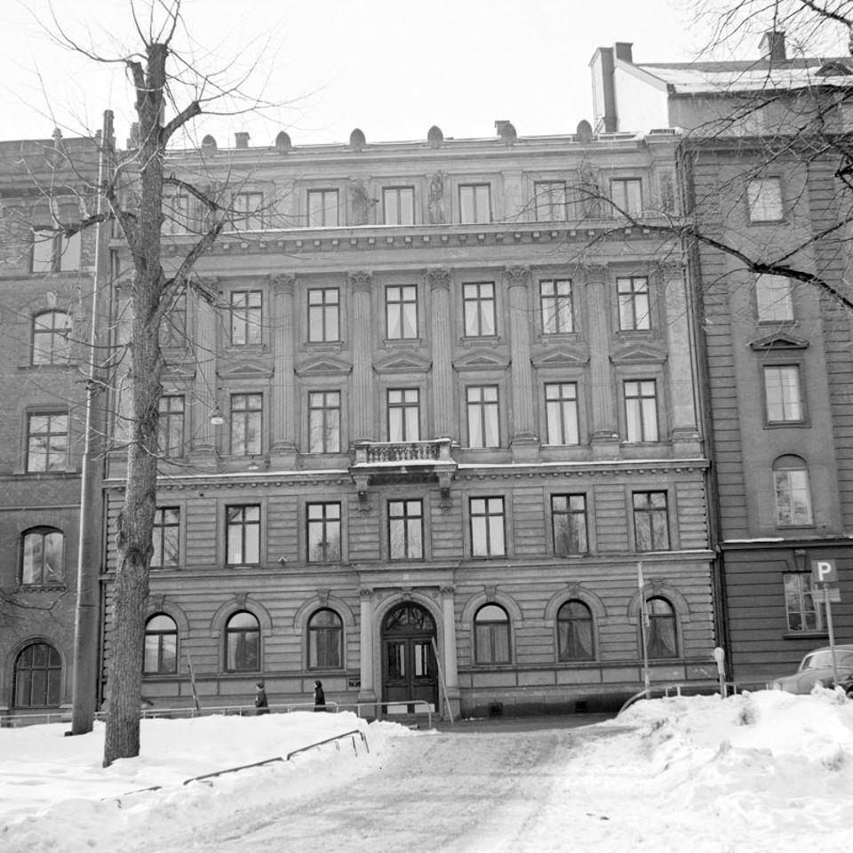 Engelbrektsgatan 13 - Stockholmskällan