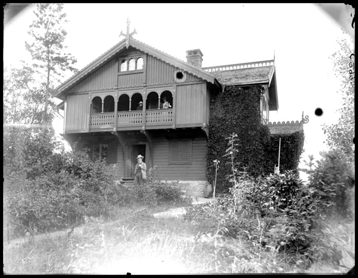 Gustaf Retzius villa Sagatun, Brådstupsvägen 27 i Hägersten ...